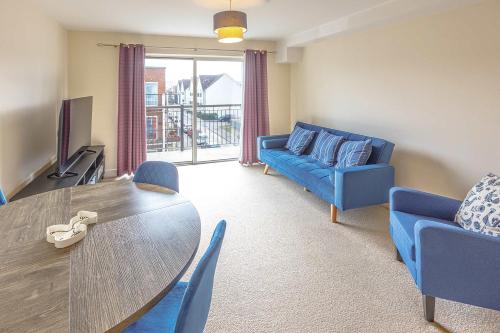 Host & Stay - Linden Homes - Redhill