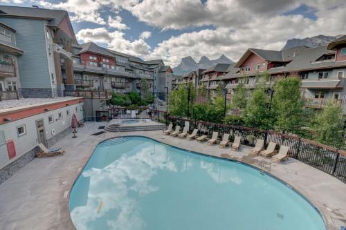 Premium Mountain Condo 2 Bed 25 Bath 225 Grizzly - Canmore