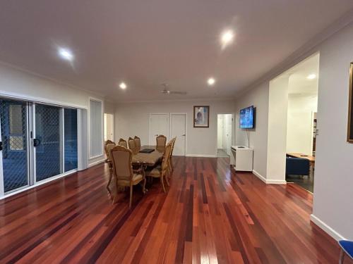 Lindfield 4 Bedroom Cottage House - Gordon