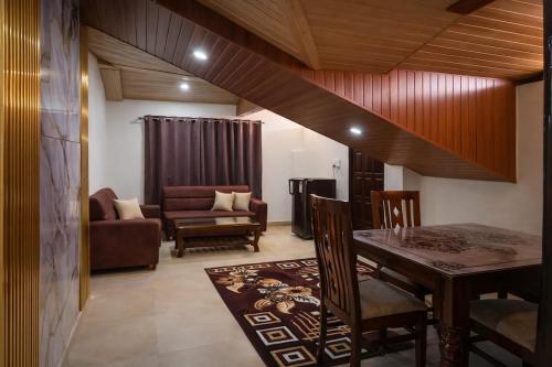 Plumwood 2bhk Near Mall Road W Mountain View - Dalhousie