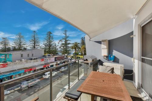 Coast Apartments 14, Apartment With 3 Bedrooms And Roof Top Pool - The Entrance