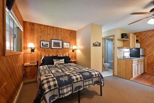 Lake Owen Resort - Wisconsin