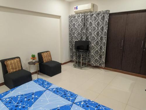 Fully Furnished Paying Guest Room - Karachi