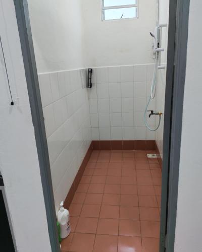 Cem Miri Homestay 2 - Miri