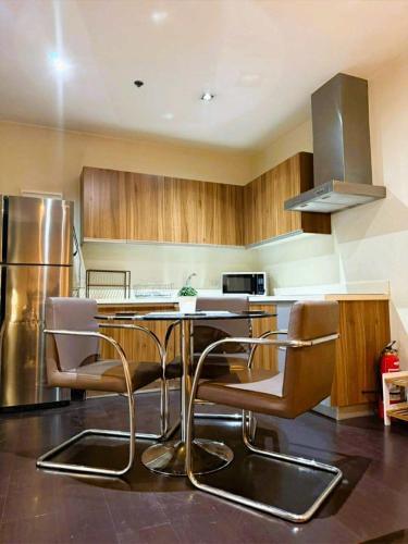 The Gramercy Residences - 2 Bedroom Penthouse With Balcony - Makati