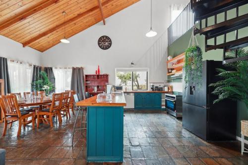 Wild Horse Cabin - Scenic Farm Escape Close To Surf - Middleton, South Australia
