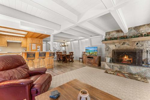 Agate Bay Chalet - Lake Tahoe