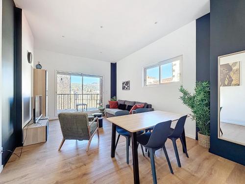 Tour D'auvergne - Appartements En Plein Centre Ville, Proche De La Cathedrale Et De La Place De Jaud - Clermont-Ferrand