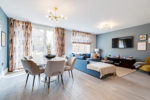 Designer Home With Garden & Parking - Oxford
