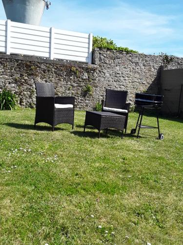 Chambre, Cuisine ,Coin Exterieur Privatif - Dinard