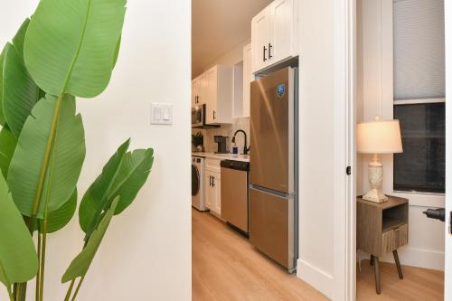Chic 2br Stay-steps From Central Park - Manhattan, NY