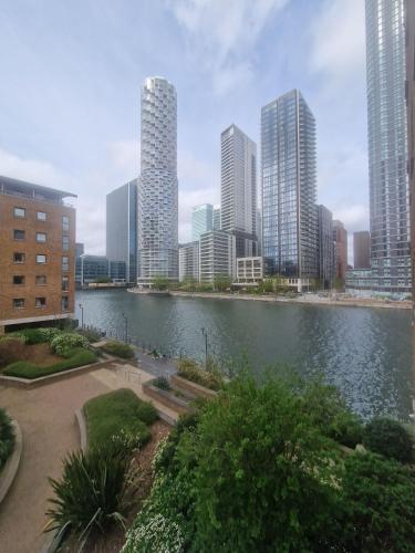 Riverthames View Canary Wharf Apartment - Greenwich