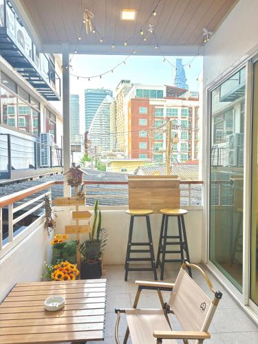 Hidden Sathorn Bangkok Stay - Bangkok