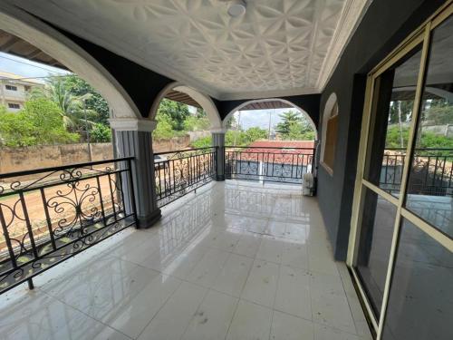 Kfp Serene And Modern 2br Flat , Ibd - Ibadan