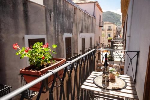 Duomo Apartments Affittacamere - Cefalù