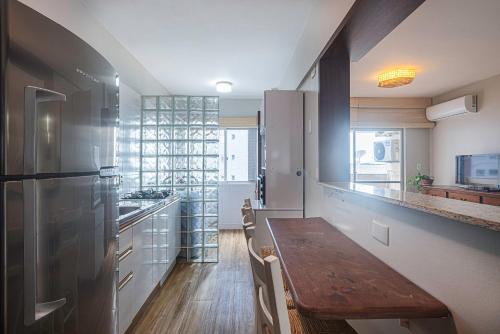 Mcgl065 Localizacao Ideal Ao Lado Da Praia Com 2q - Balneário Camboriú