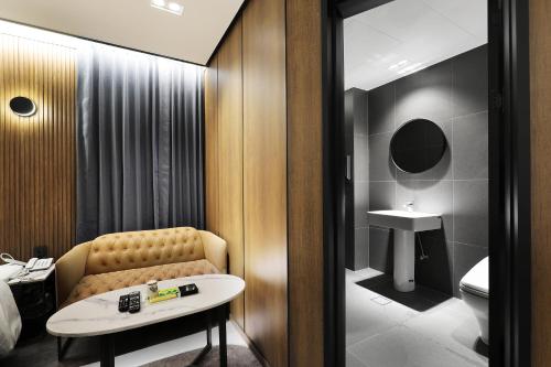 Jecheon Cielo Hotel - 구미시
