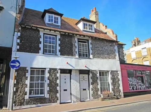 Your Own House, Old Town Margate - Broadstairs