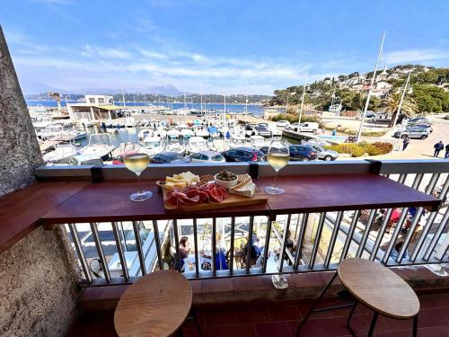 Appartement Face A La Mer - Le Pradet
