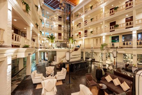 The Taksim Royal Beachfront Resort - Patong Beach