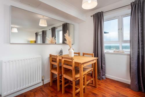 The Original Donnini Apartment - Ayr Beach