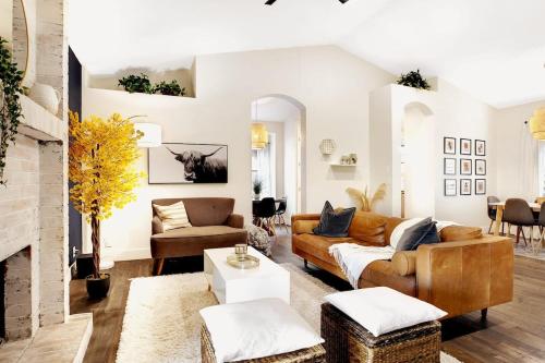 Cozy Gilbert Escape With Hot Tub, Bbq & Fire Pit - Queen Creek, AZ