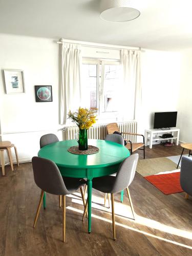 Au Perron Avec Garage Et Balcon A Ribeauville - Kaysersberg