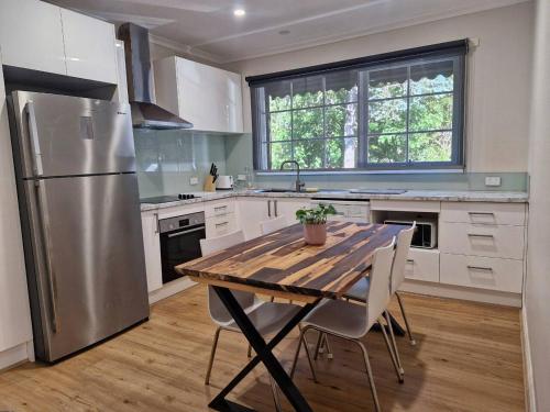 Cozy Home In Notting Hill, Australia - Notting Hill