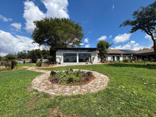 Glowti Event & Guest House - Centurion