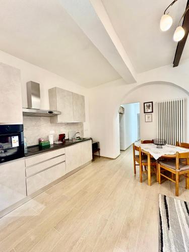 Casa In Centro Con Giardino - Imola