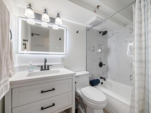 Newly Remodeled, Walk To Beach, Great Views - Honolulu