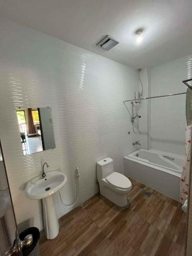 Hollywood Suites Gensan - General Santos City