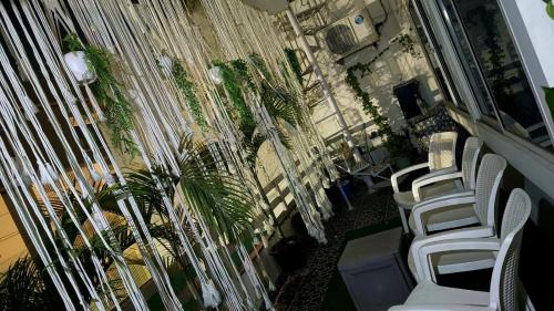 Cozy And Couple Friendly Studio Room - Indore