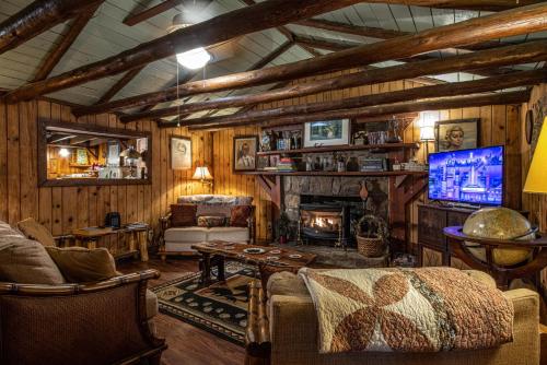 Log Cabin - Helen, GA