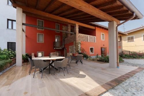 Decanter House - Borgomanero