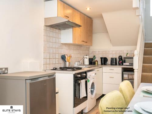 Stylish Fulham Home, Walk To Chelsea & Tube - Fulham