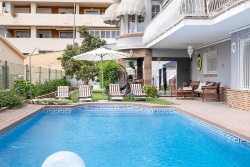 Apartment Los Olivos Heated Pool - Rincón de la Victoria