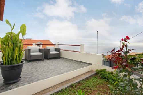 Simao House - Calheta