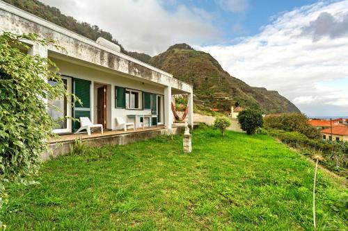 Blissful Haven - Soulful Stays - Porto Moniz