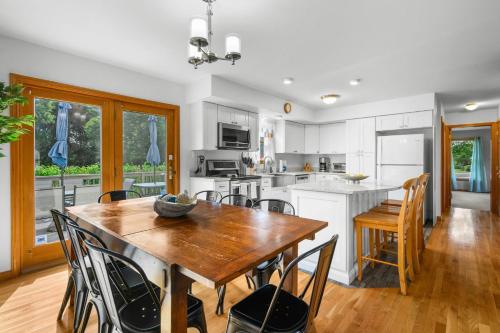 Charming Harwich Home—relax Explore Cape Cod - Chatham, MA