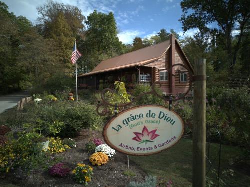 La Grace De Dieu - Nashville, IN