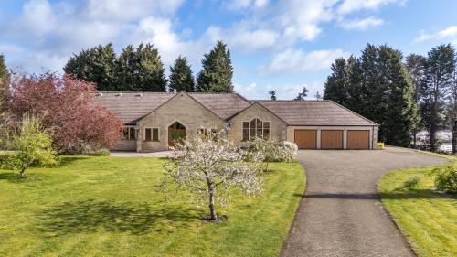 Manor House - Chesterfield