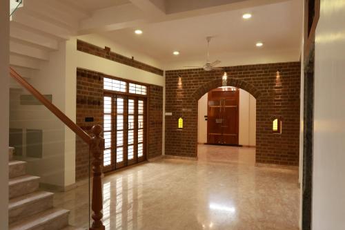 Sienna Ecr - Chennai