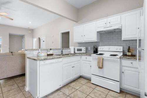 Aggie Game Day Walk To A&m - Kings - Outdoor - Bryan, TX