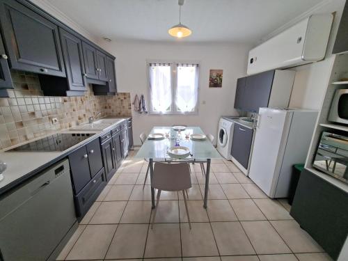 Holiday Home In Guisseny Near Beaches - Kerlouan