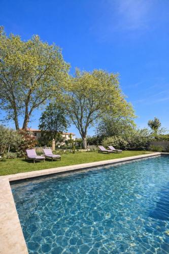 Mas Des 2 Platanes - Arles
