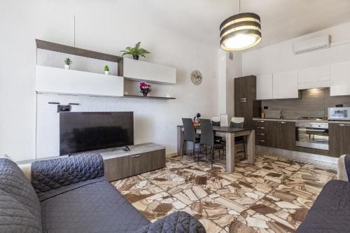 Lovely Santa Maria Apartment - Sassari