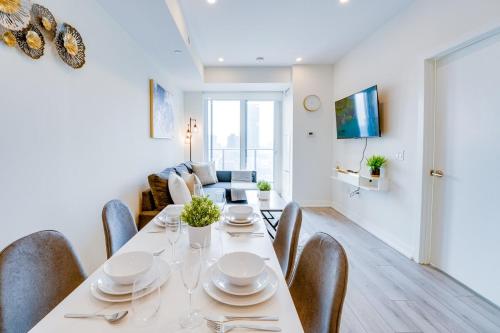 Stylish Open Concept Condo With Gym - Waterloo, ON, Canada