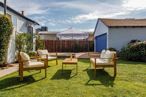 Hollywood Gem - 3br House With Free Parking And Outdoor Space - Los Angeles