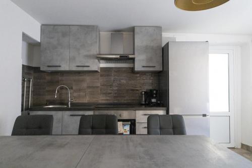 New Rustic Home On Lake Como, La Casa Del Borgo, Historic Village - Bellano